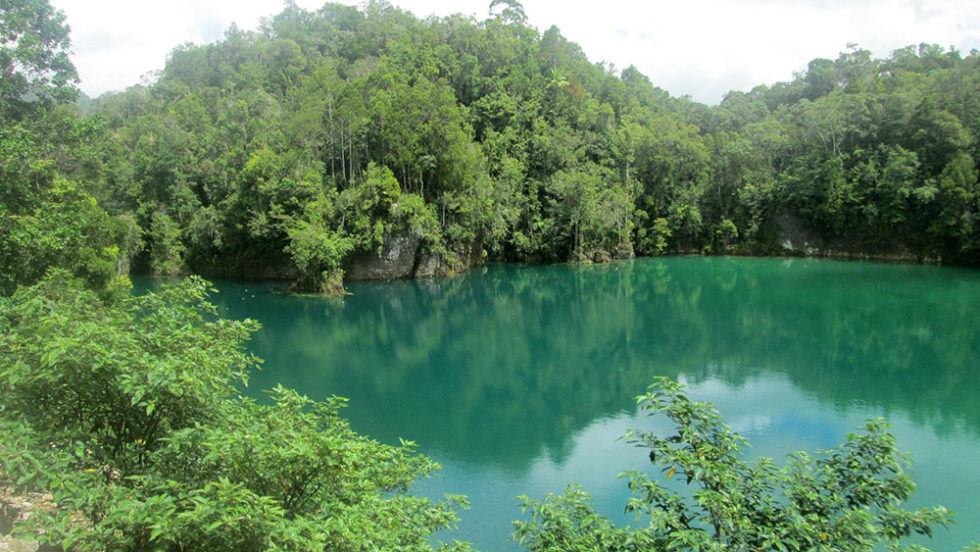 Forgotten Treasures of the Ayamaru Lakes, West Papua New Guinea ...